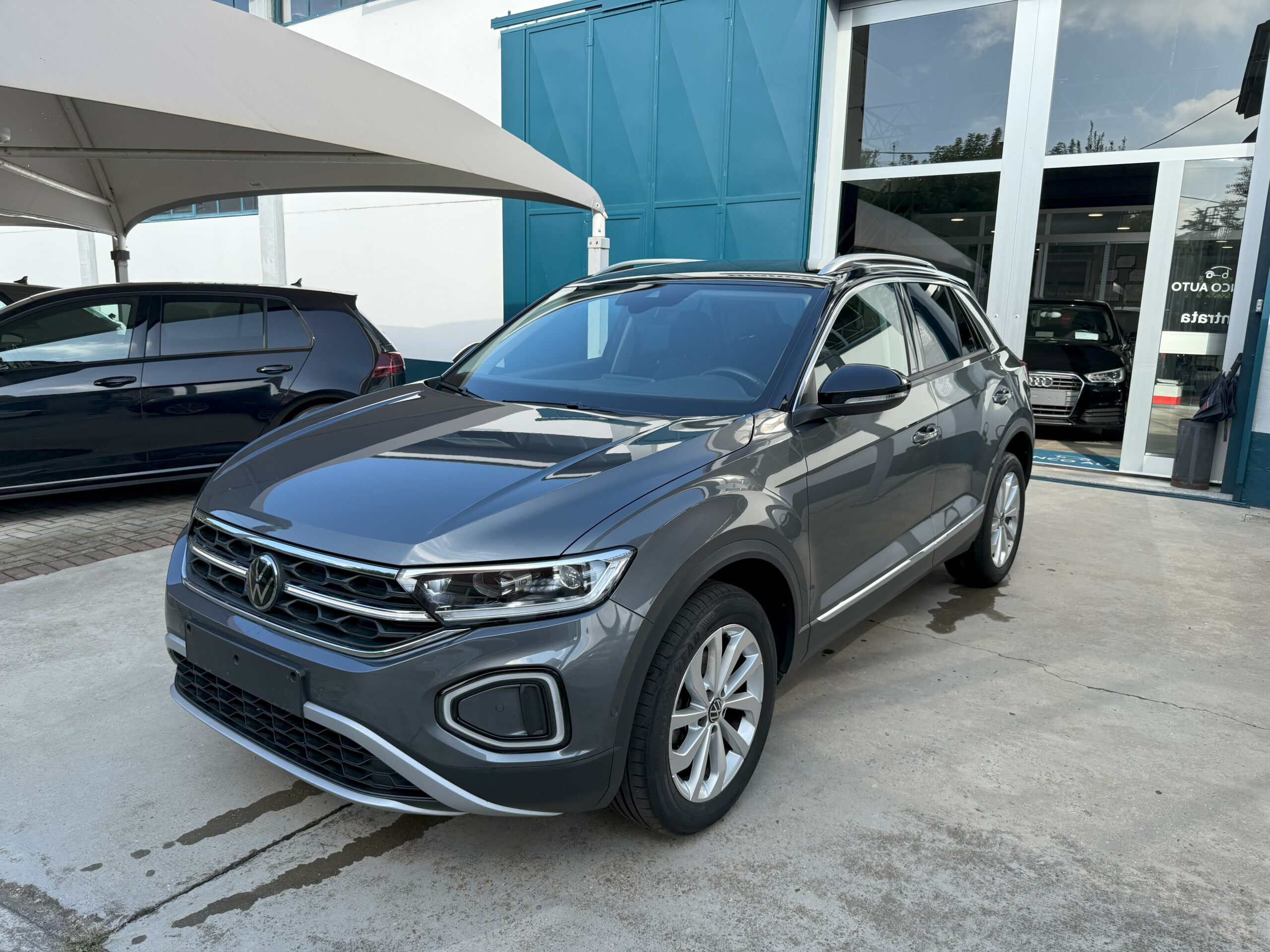 Bianco Auto | Vendita auto e officina riparazioni